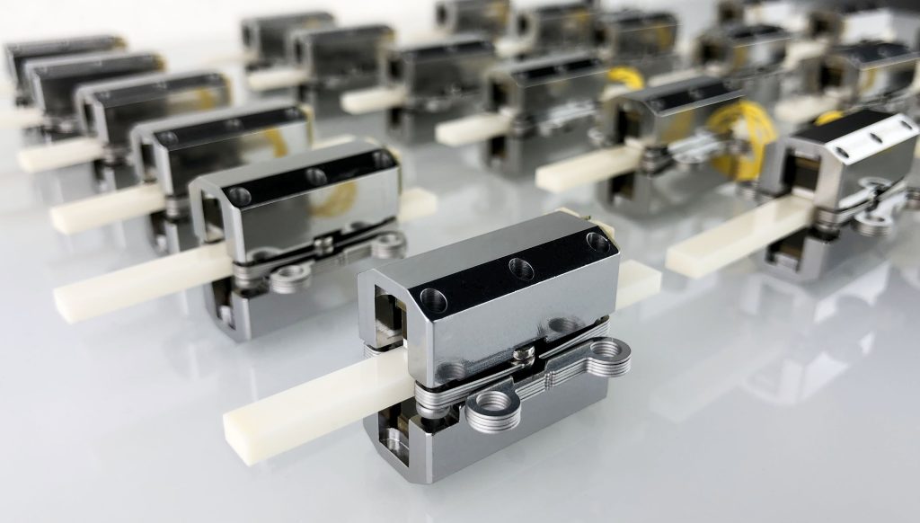 Linear Actuators with Direct Drive and Nanometer Precision - PiezoMotor
